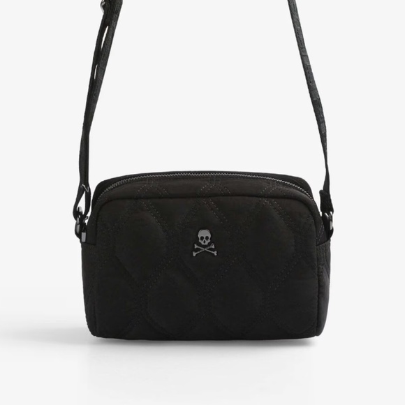 Scalpers | Bags | Scalpers Nylon Small Messenger Crossbody Camera Bag ...